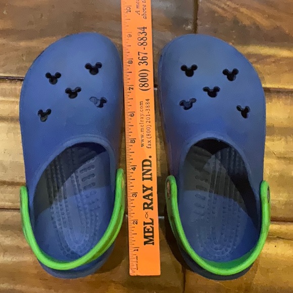 CROCS | Shoes | Disney Crocs With Mickeyminnie Mouse In Front Royal ...